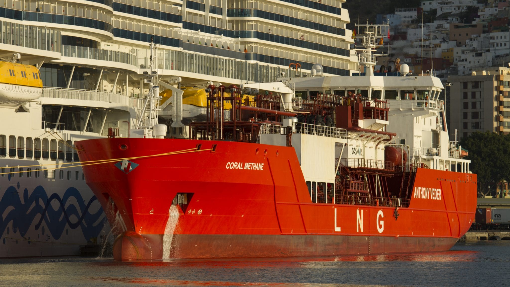 Coral Methane - Anthony Veder